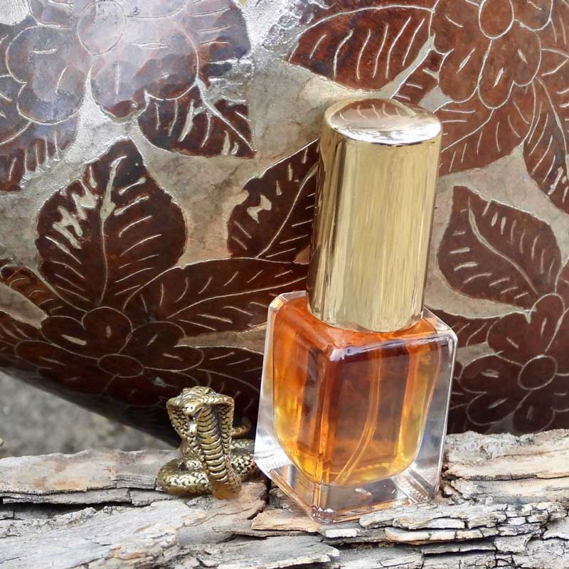 Perfume Therapy – Molly Truitt